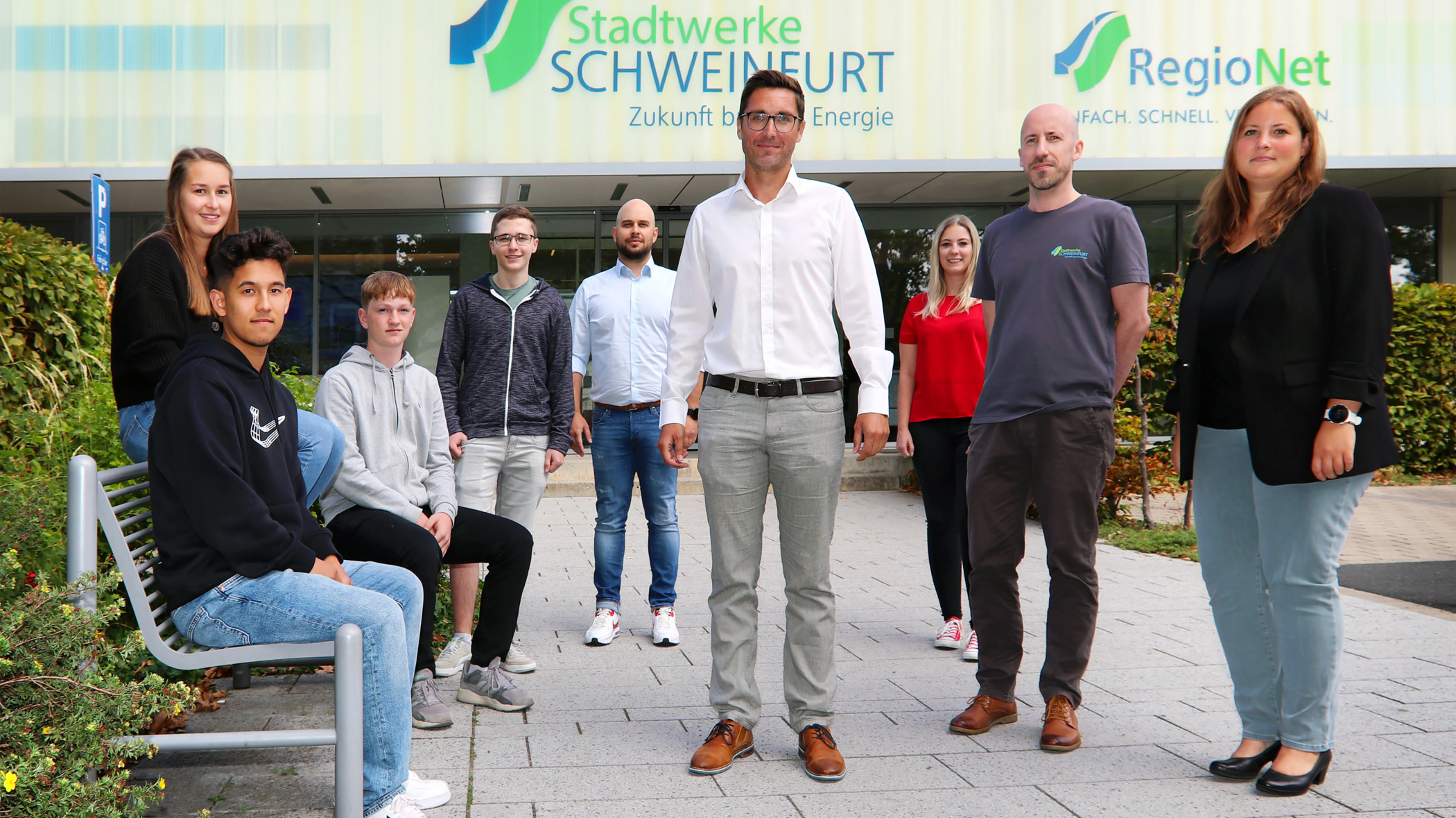 Vier Auszubildende starten ihre Karriere bei den Stadtwerken Schweinfurt - Nachrichten ...